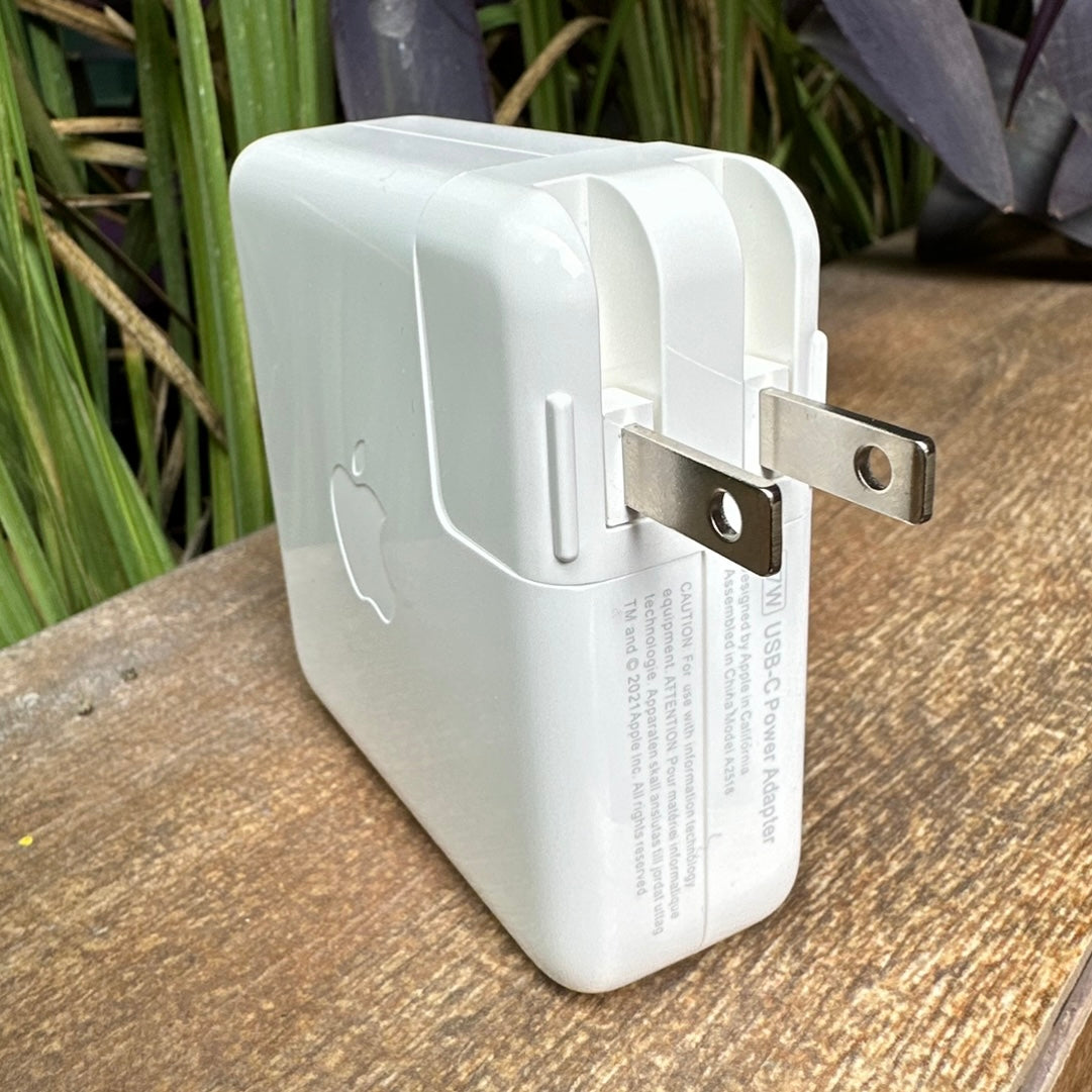 APPLE - CUBO USB-C DE 67W MACBOOK (NO INCLUYE CABLE) – Smart911